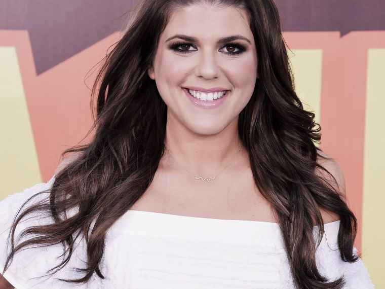 Molly Tarlov Measurements, Bio, Height, Weight, Shoe and More! Molly Tarlov Measurements, Bio, Height, Weight, Shoe and More!